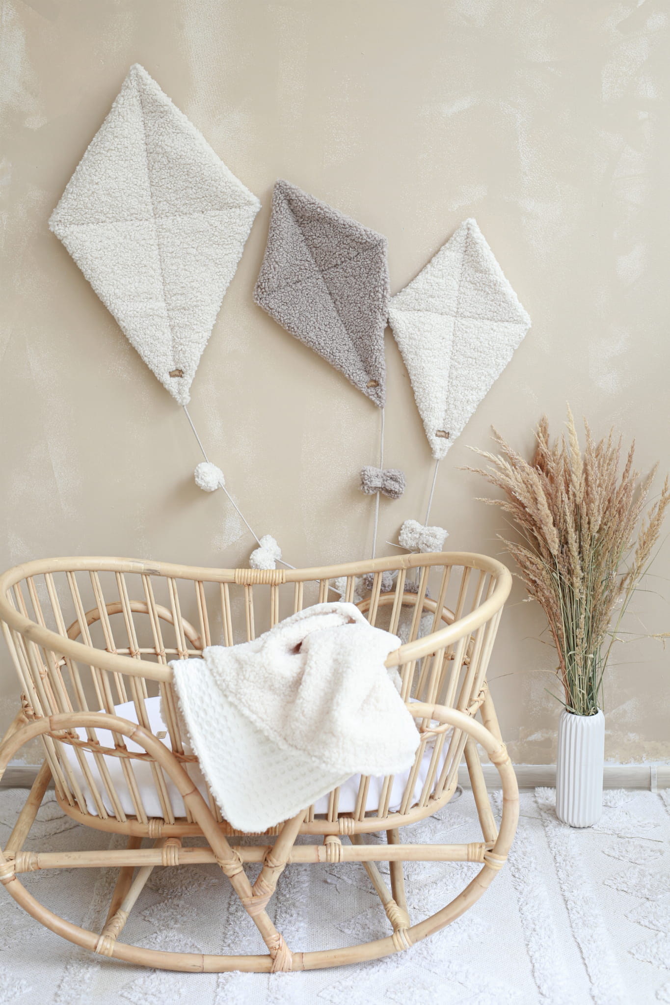 BABYLY - WALL DECORATION KITE TEDDY CREAM / Tuliroom